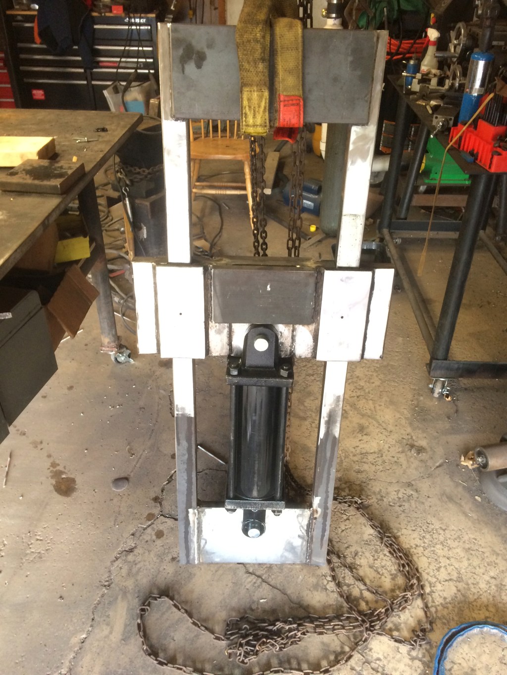 finished ram frame and guide – Crown Forge