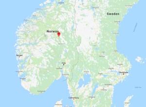 Recreating a Boy’s Axe – Crown Forge